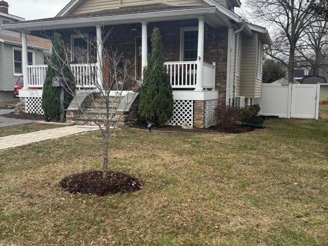 526 Hawthorne Road