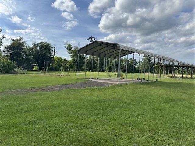 526 Old Ferry Rd, Kinder, LA 70648
