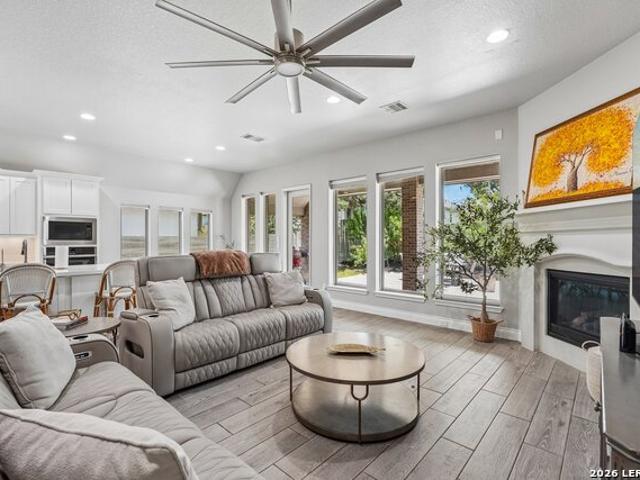 526 Orchard Way