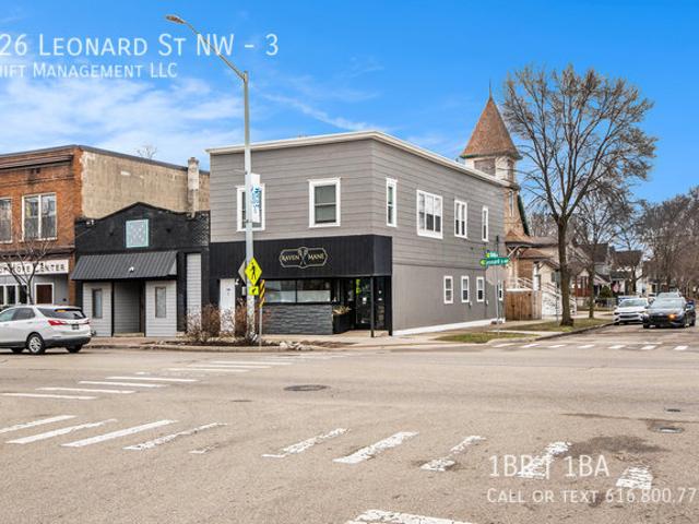 526 Leonard #3 Cozy one bedroom!