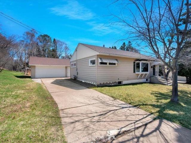 526 N 60th Ave E, Duluth, MN 55804