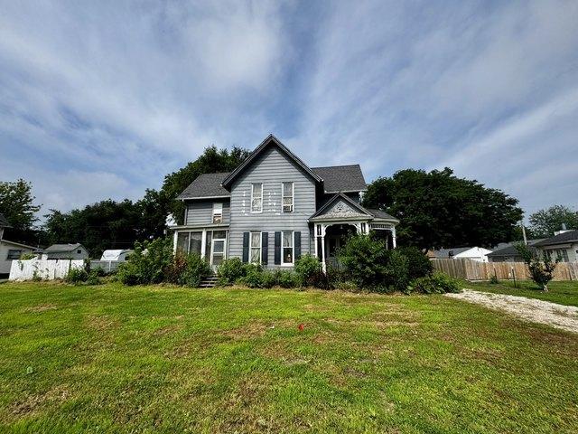 526 N Chestnut St, Princeton, IL 61356