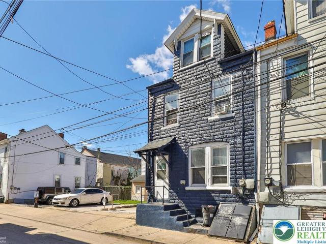 526 N Fountain Street