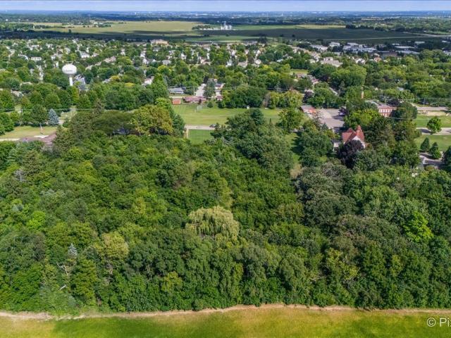 526 N Main St, Elburn, IL 60119 | MLS #12692
