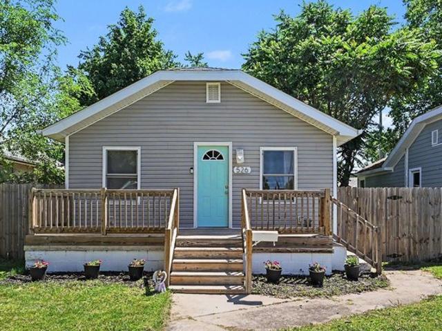 526 S 33rd St, South Bend, IN 46615