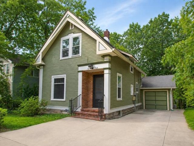 526 S Woodlawn Ave, Bloomington, IN 47401