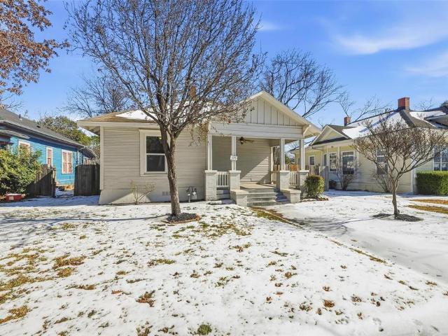 526 S Clinton Ave, Dallas, TX 75208 | MLS #21160