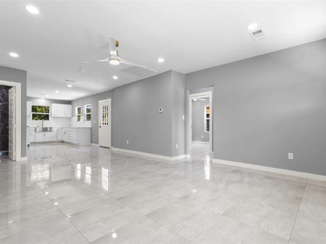526 SE 11th St, Grand Prairie, TX 75051 | MLS #21119 | Compass
