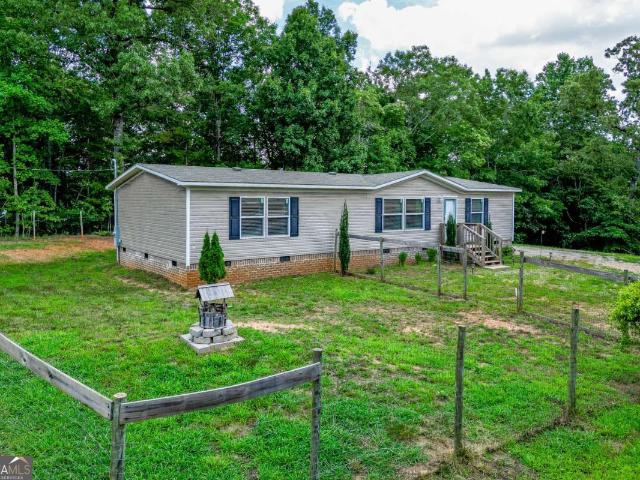 526 Silver Falls Road