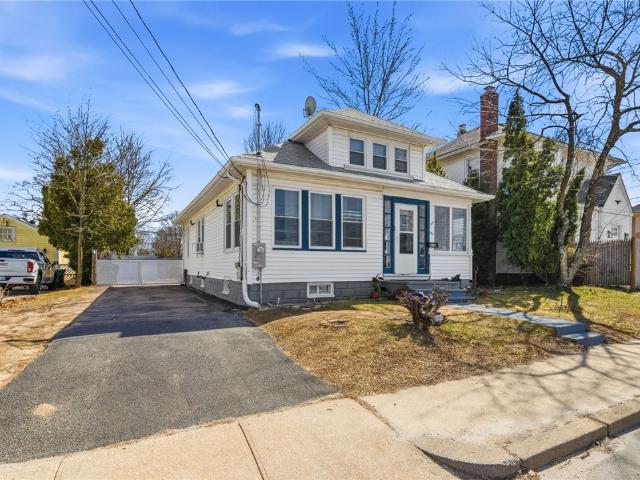 526 Post Rd, Warwick, RI 02888 | Compass