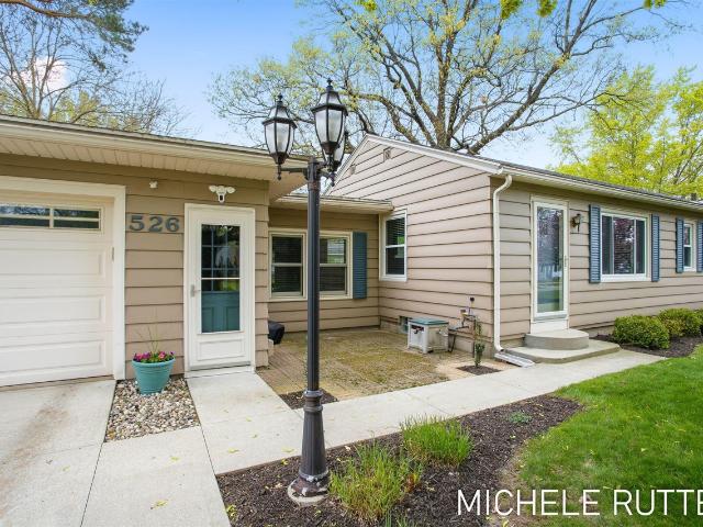 526 Pinecrest Street