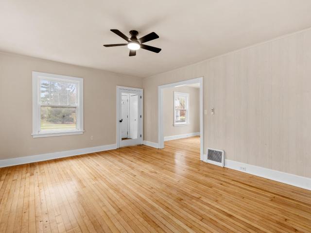 526 Pinetree Rd