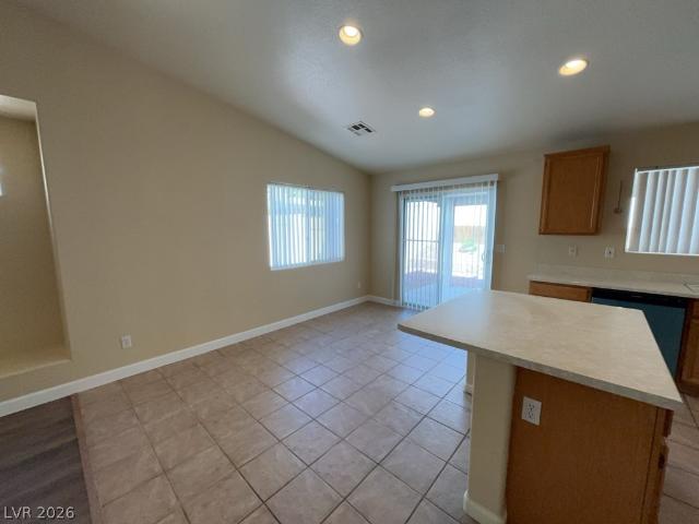 526 Regal Robin Way
