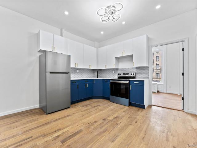 526 W 175th Street