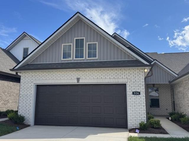 526 W Foxrun, Springfield, TN 37172