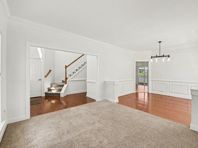 5275 Mulholland Drive
