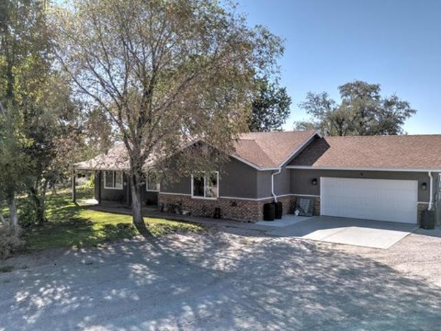 5275 Toyon Dr, Fallon, NV 89406