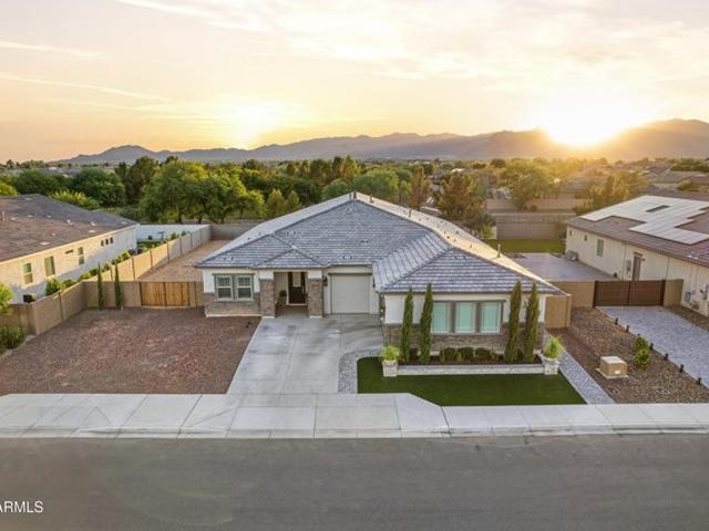 5276 N 182nd Ln, Litchfield Park, AZ 85340