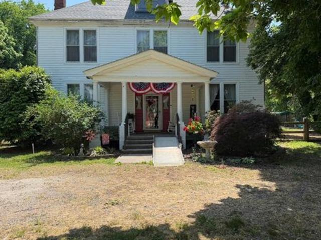 5278 Cople Hwy, Montross, VA 22520