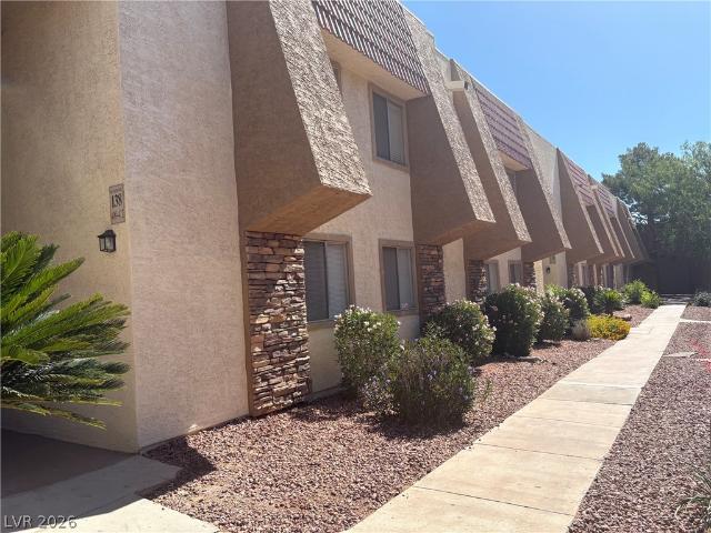 5278 River Glen Drive 411