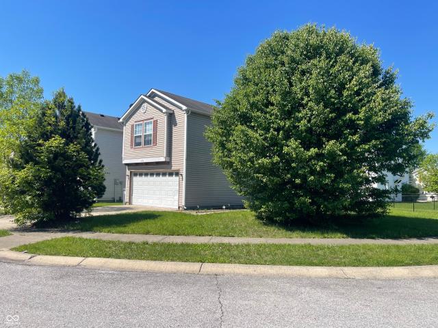 5278 Tufton Dr, Indianapolis, IN 46254 | MLS #22092 | Compass