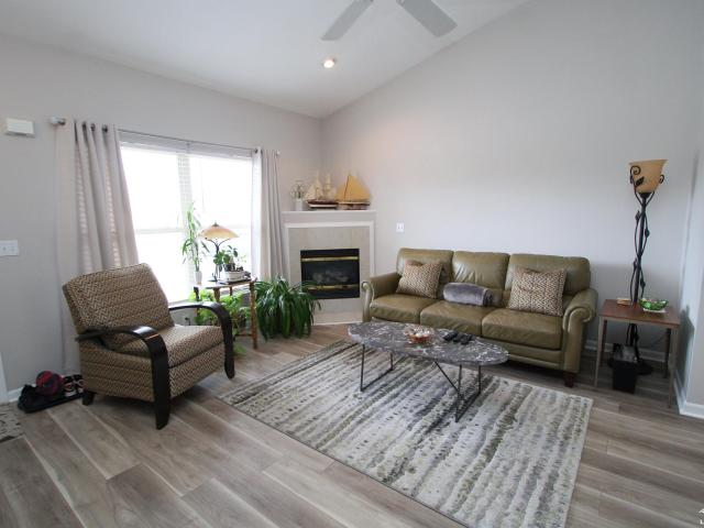 5270 Sprucewood Drive # Unit 14