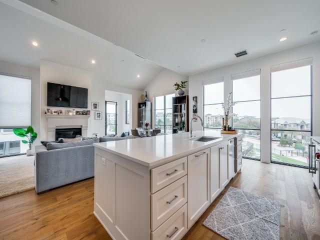 5270 Town and Country Boulevard Unit 302, Frisco, US, TX