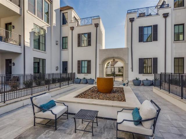 5270 Town And Country Boulevard # 332