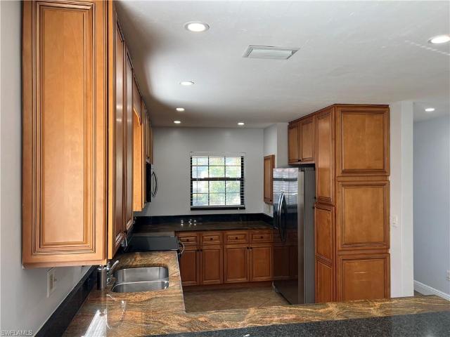 5270 Treetops Dr, Unit J201, Naples, FL 34113 | MLS #226004