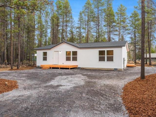 52710 Oak Dr, La Pine, OR 97739