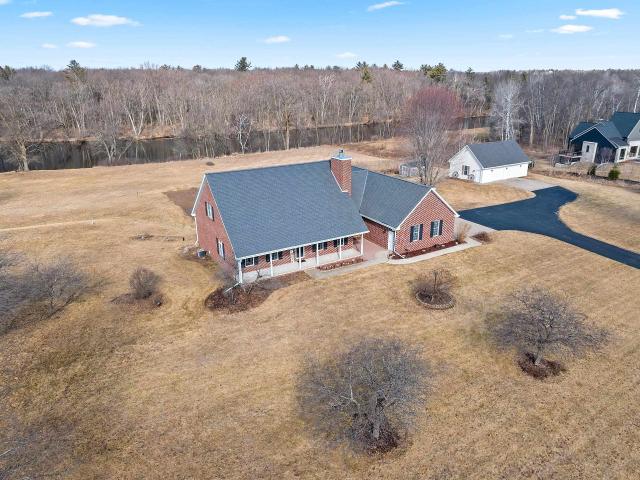 5271 Morning Retreat Rd, Oconto, WI 54153 | Compass