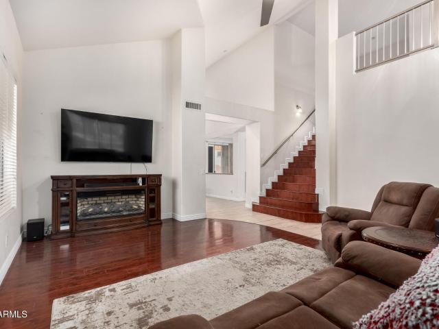 5273 W Angela Dr, Glendale, AZ 85308 | MLS #6976 | Compass