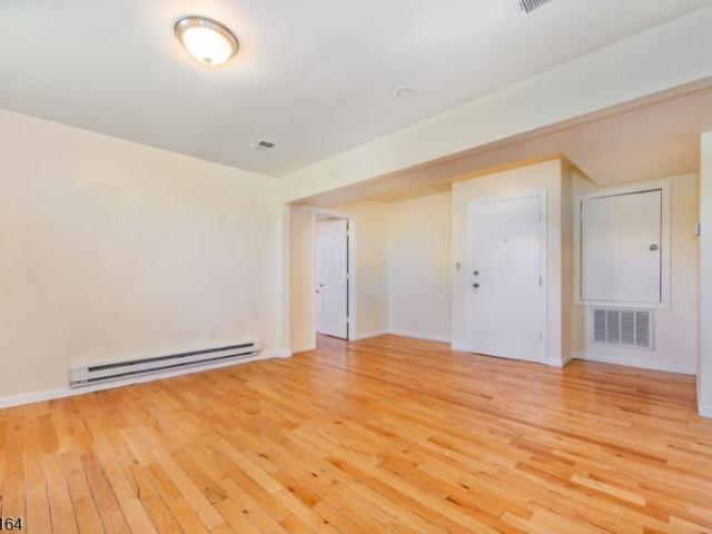 527 13Th Ave # 3