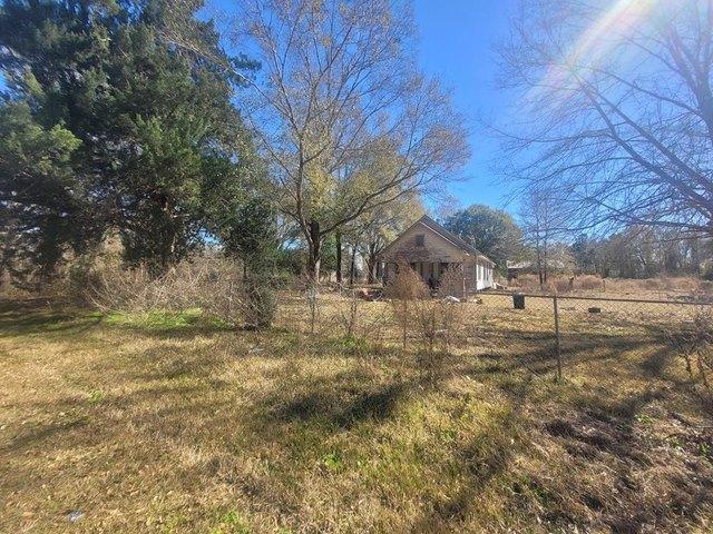 527 County Road 4212, Orange, TX 77632