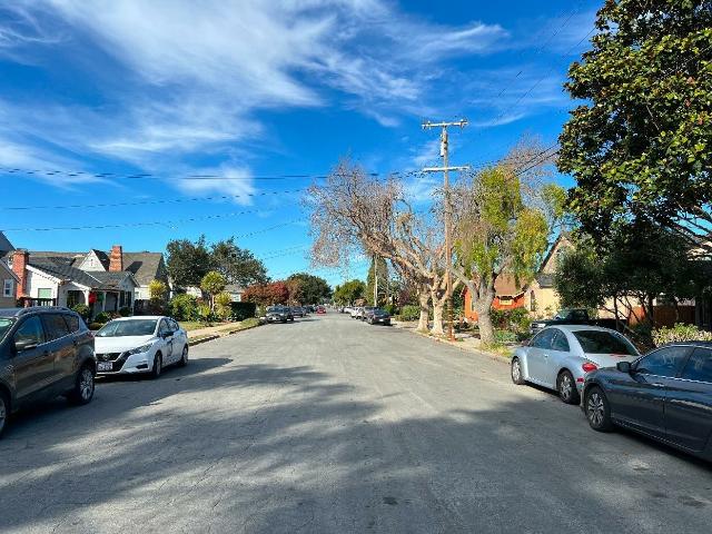 527 Capitol Street, Salinas, US, CA