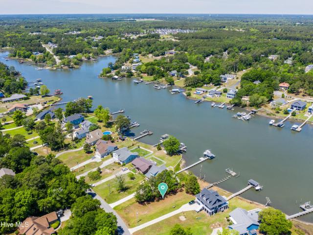 527 Chadwick Shores Drive