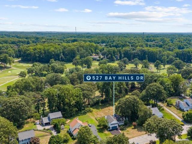 527 Bay Hills Dr, Arnold, MD 21012