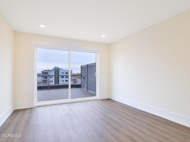 527 Bangs Avenue Unit 301