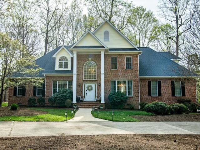 527 Grand Oak Dr, Hillsborough, NC 27278
