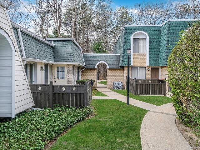 527 Daryl Dr, Medford, NY 11763 | MLS #988460 | Compass