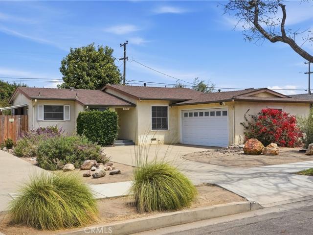 527 E Mariposa