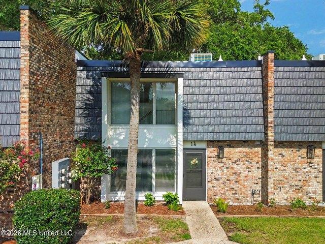 527 Front Beach Dr Apt 14, Ocean Springs, MS 39564