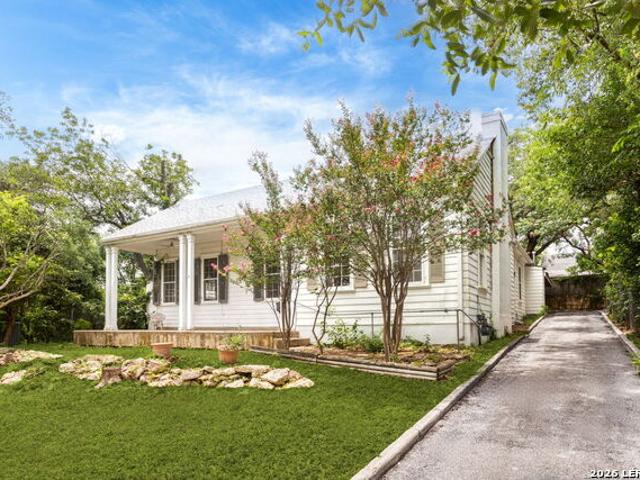527 Kings Ct