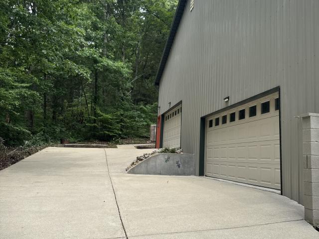 527 Hickory Ridge Rd