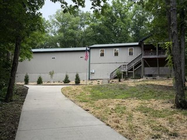 527 Hickory Ridge Rd, Gallatin, TN 37066