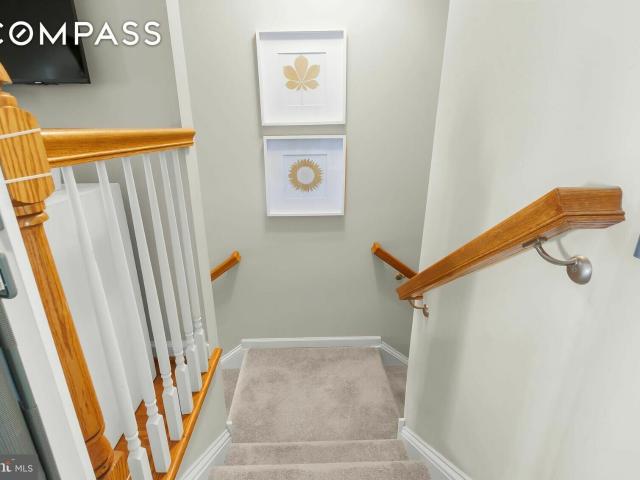 527 Jacobsen Dr, Newark, DE