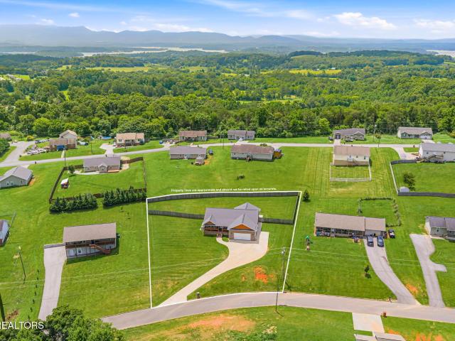 527 Low Valley Rd