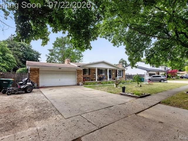 527 Leland St, Flushing, MI 48433