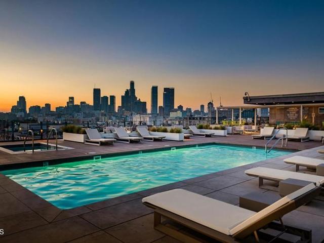 527 Molino St Unit 401, Los Angeles, CA 90013