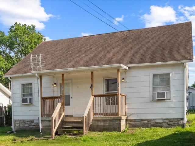 527 Maple St, Lewisburg, TN 37091 | MLS #3128 | Compass